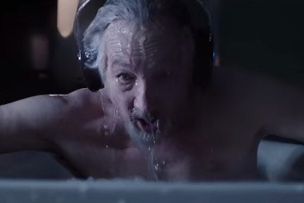 Robert Englund Turns Phobias Into Reality in 'Fear Clinic' Trailer ...
