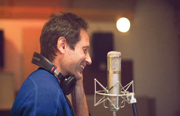 'X-Files' Star David Duchovny Says Cigarette-Smoking Man, Walter ...