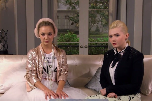 'Scream Queens' Stars Abigail Breslin, Billie Lourd Get Goofy on Kappa ...