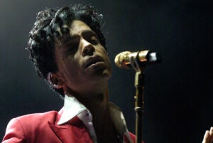 #PrinceDay: A Life in Pictures, From Before 'Purple Rain' Fame to Final ...