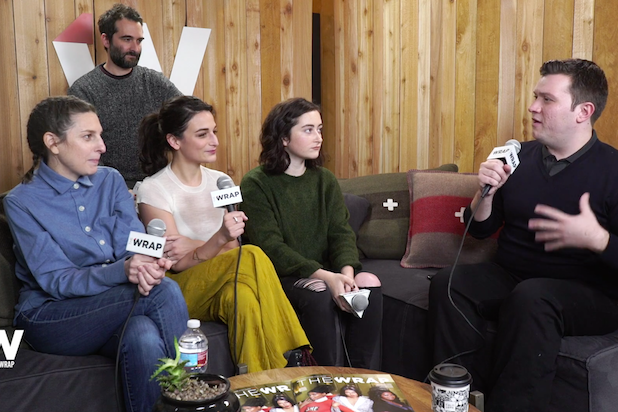 Jenny Slate Says Why Zima-Swigging '90s Comedy 'Landline' Is ...