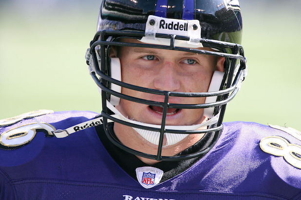 Ex-NFL Star Todd Heap Accidentally Hits, Kills 3-Year-Old Daughter ...
