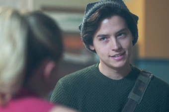 Bughead: A Timeline of Riverdale's Most Popular Ship (Photos) - TheWrap