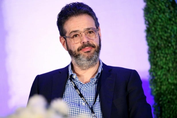 Univision Content Chief Isaac Lee Steps Down to Pursue TV Production ...