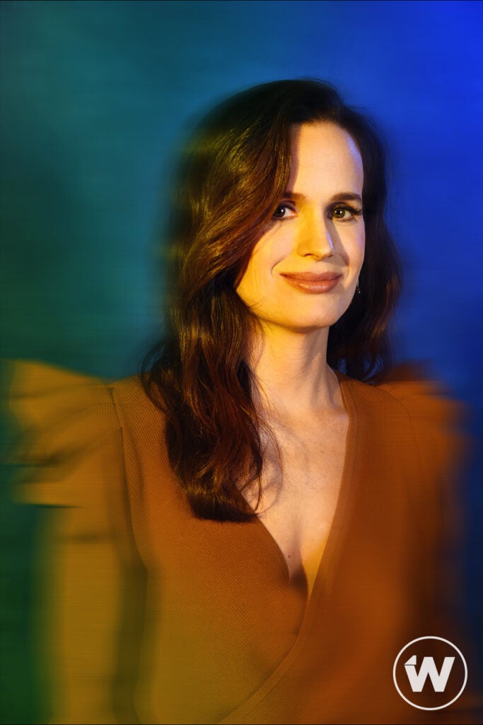 'The Haunting of Hill House' Star Elizabeth Reaser Exclusive Portraits ...
