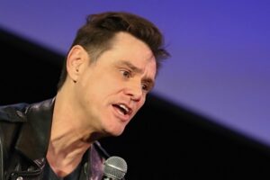 Jim Carrey Puts Lady Liberty in a Shocking Situation With Latest ...