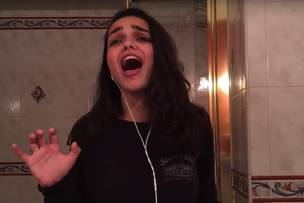 Watch New 'West Side Story' Star Rachel Zegler Belt Out 'Shallow' From ...