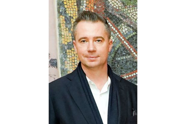 Focus Features President Robert Walak Steps Down for Consulting Role ...