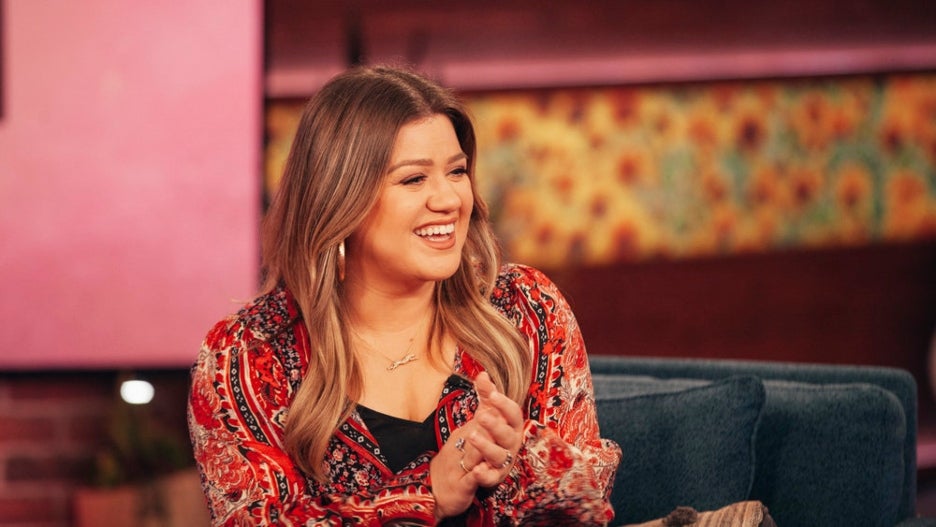 'Kelly Clarkson' to Take Over 'Ellen's' Time Slot by Fall 2022
