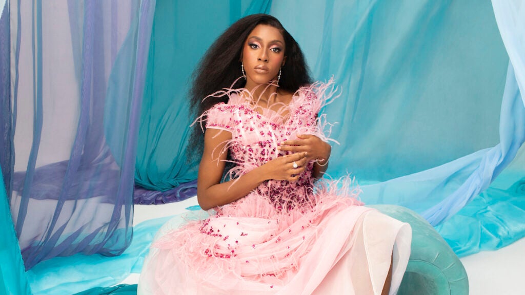 Ziwe Trailer: Chet Hanks, Emily Ratajkowski Face Apology Cam