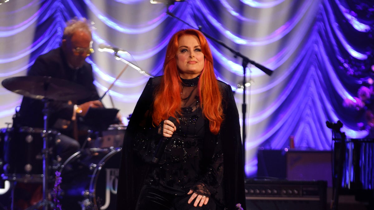 Wynonna Judd Reflects on Death of Naomi Judd: ‘This Cannot Be How the ...