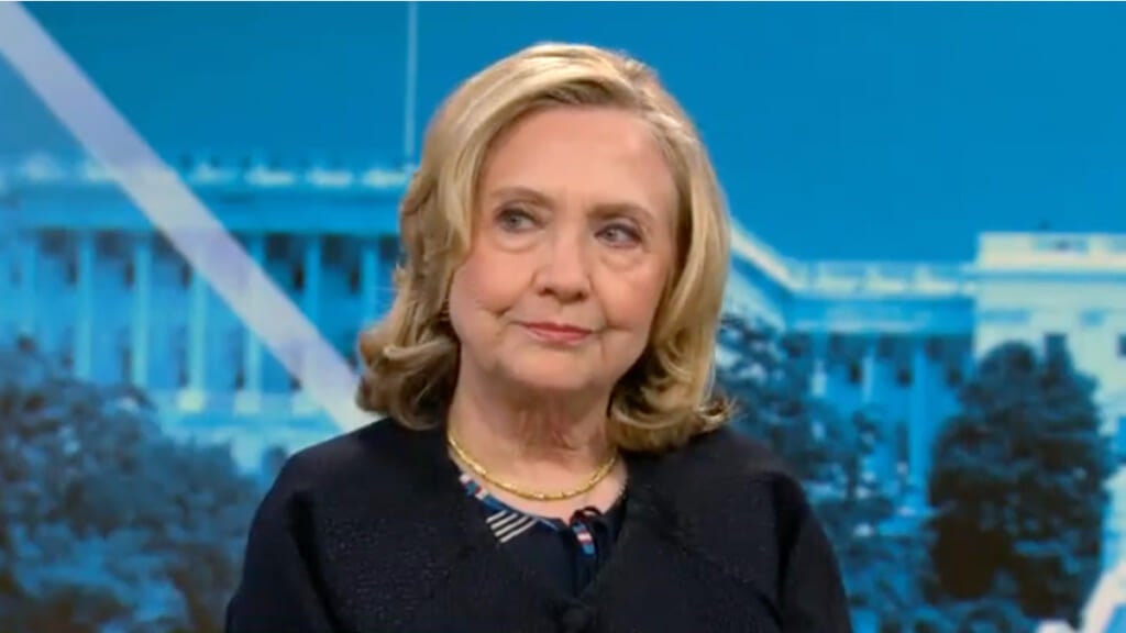 Hillary Clinton and Chelsea Clinton’s Docuseries 'Gutsy' Gets September ...