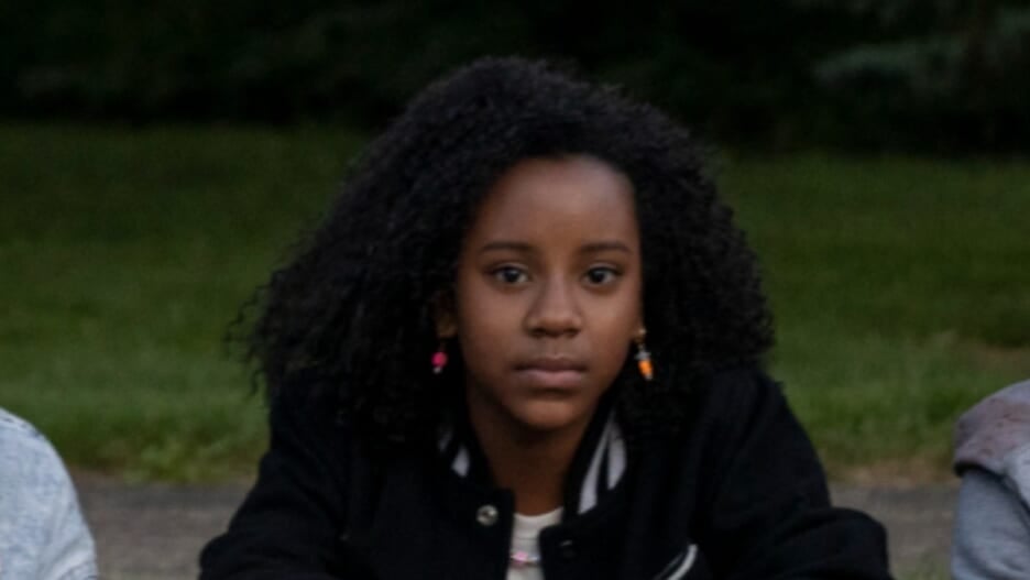 Paper Girls Cast and Character Guide: Who Plays Who in the Amazon Series?