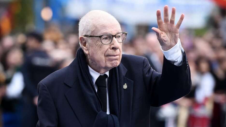 Famed Stage Director Peter Brook Dead at 97