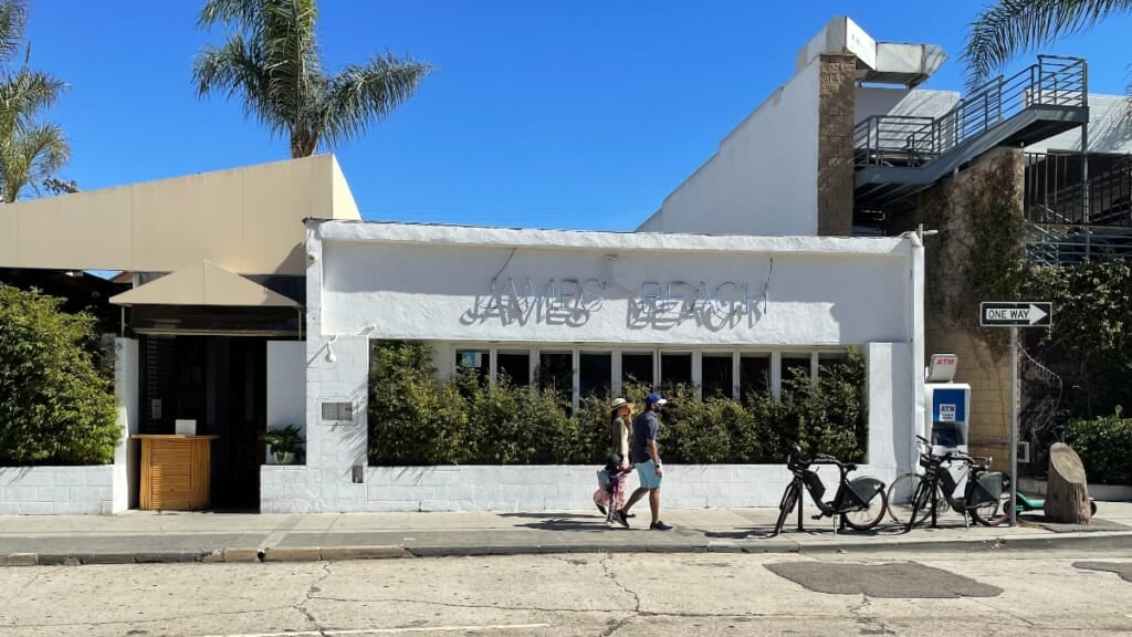 ‘I Love You, Man' Bar-Restaurant James' Beach to Close