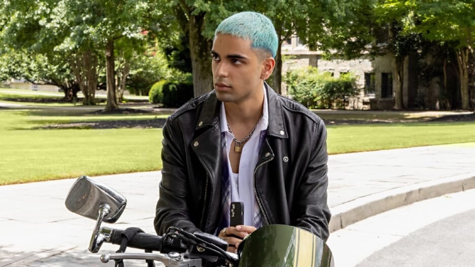 Do Revenge Cast and Character Guide: Who Plays Who?