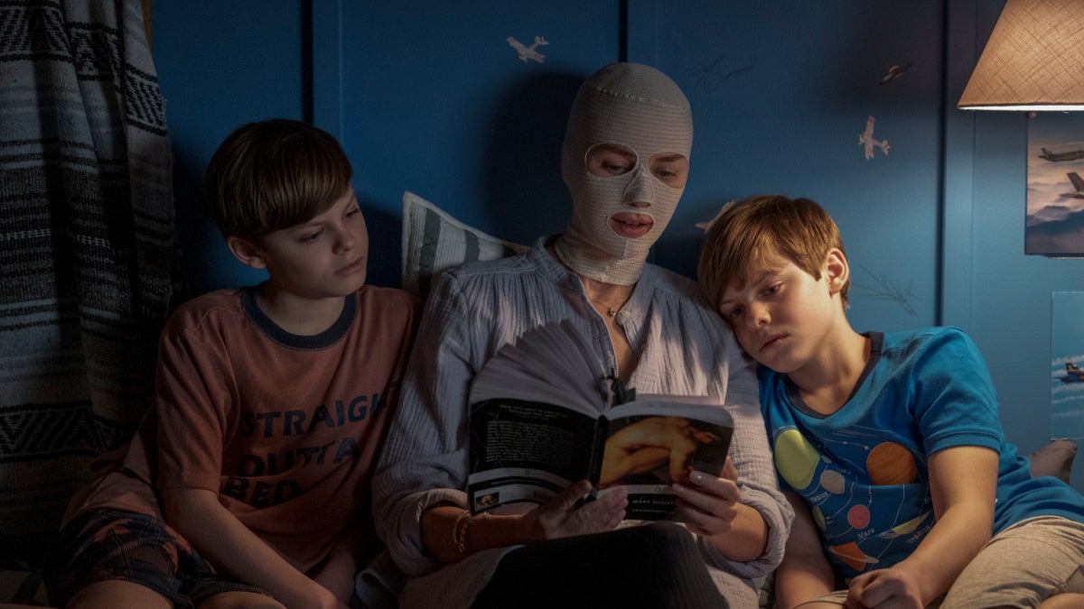 Goodnight Mommy Review: U.S. Remake of Austrian Thriller Pulls Back on ...