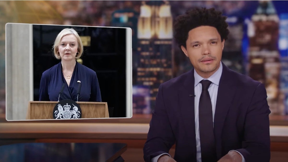 Trevor Noah Mocks Liz Truss for Resigning as PM After Only 44 Days ...