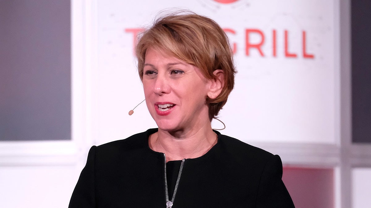 When Change in Hollywood Is Permanent, Only the Brave Survive