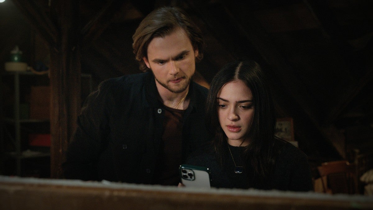 Manifest Cast & Character Guide: Meet the Flight 828 Passengers