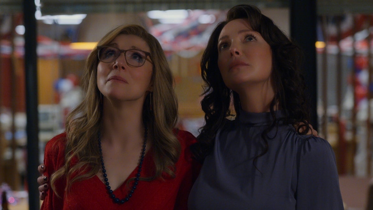 How Firefly Lane Season 2 Part 1 Tests Kate and Tully's Bond