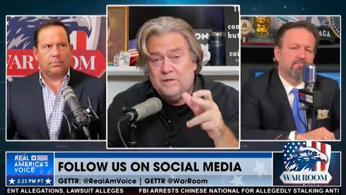 Steve Bannon Says Trump's Comms Team 'Outta Be Fired Today' Over ...