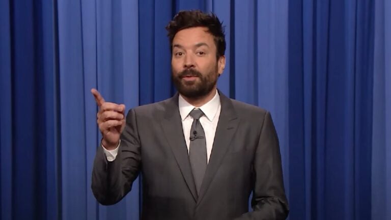 Watch Miley Cyrus Shave Off Jimmy Fallon's Beard