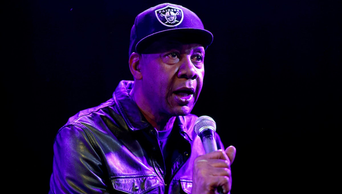 Comedian Mark Curry Says He Was Racially Profiled, Harassed at Colorado ...