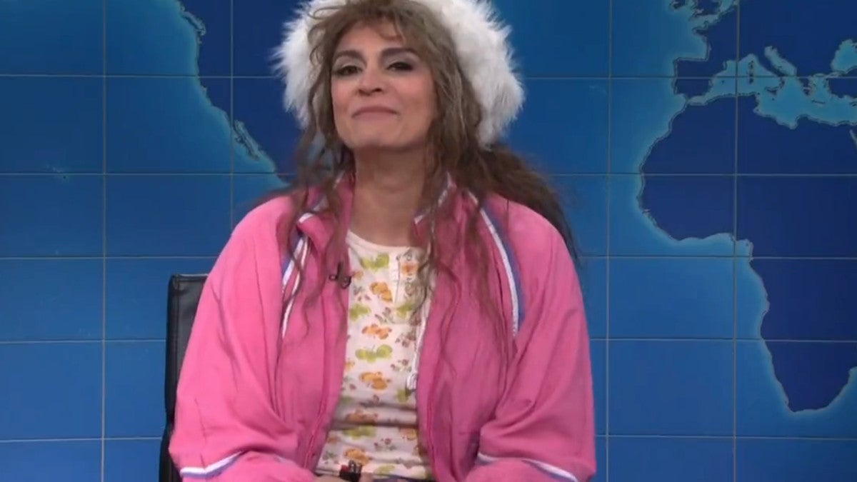 SNL: Cecily Strong Gets Emotional in Final Cathy Anne Weekend Update
