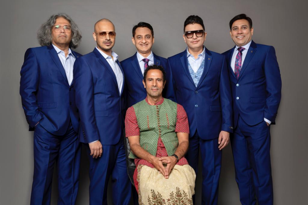 'The Cell' Director Tarsem Singh Returns With First Indian Movie 'Dear ...