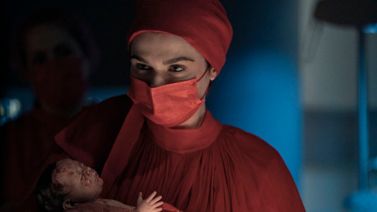 Rachel Weisz Doubles as Intimately Intertwined Twins in First Look ...