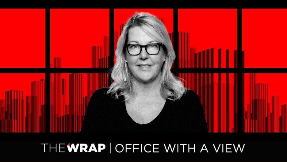 Ryan Reynolds Helps Sheep Go to Sleep in First Original Series Teaser ...