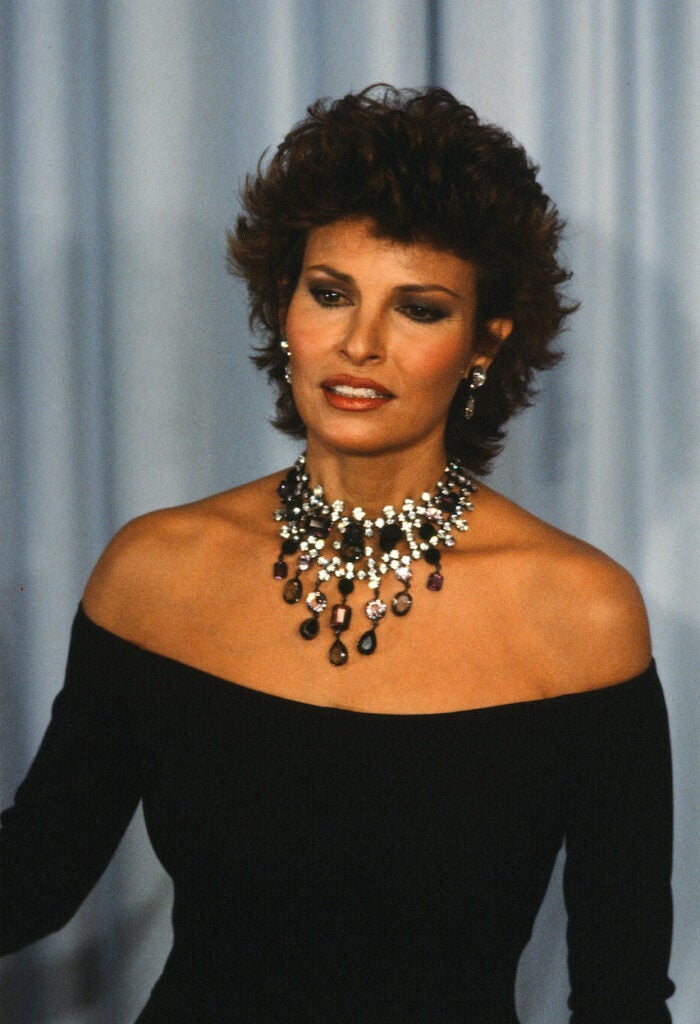 Raquel Welch: A Photo Tribute to the Sex Symbol and Golden Globe ...