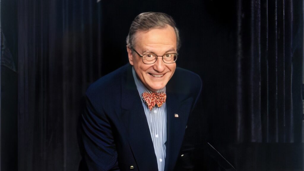 Mark Russell, Comedian and Political Satirist, Dies at 90