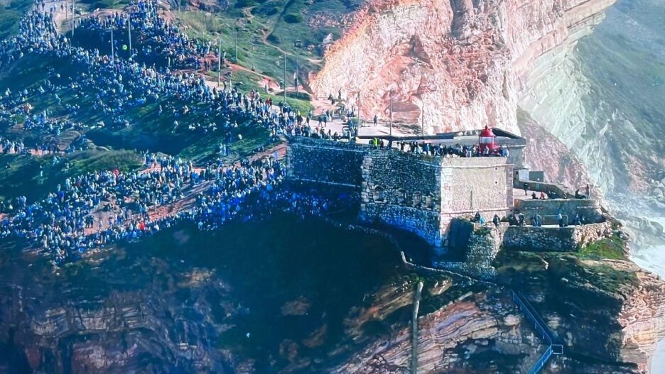 '100 Foot Wave': Why a Mad 2020 Scramble to the Cliffs of Nazaré Left ...