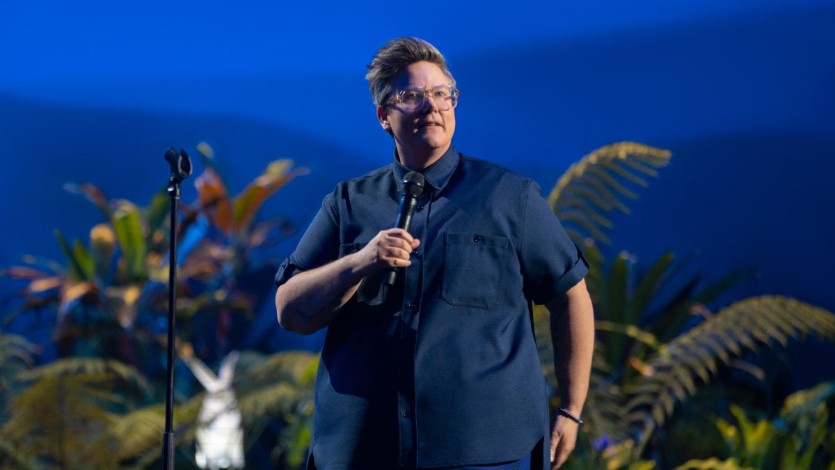 Hannah Gadsby Promises a Feel-Good Show After Wrecking Us With Nanette