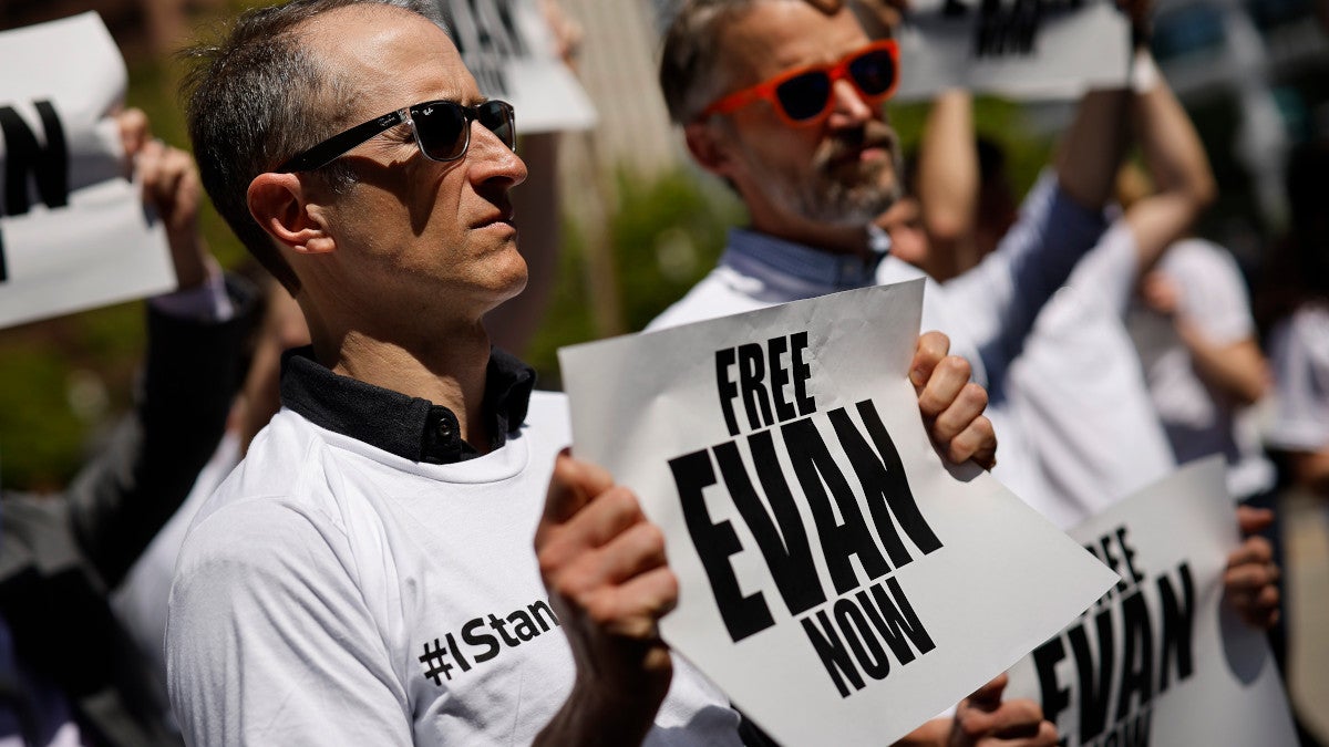 Wall Street Journal Reporter Held in Russia on Spying Charges Denied ...