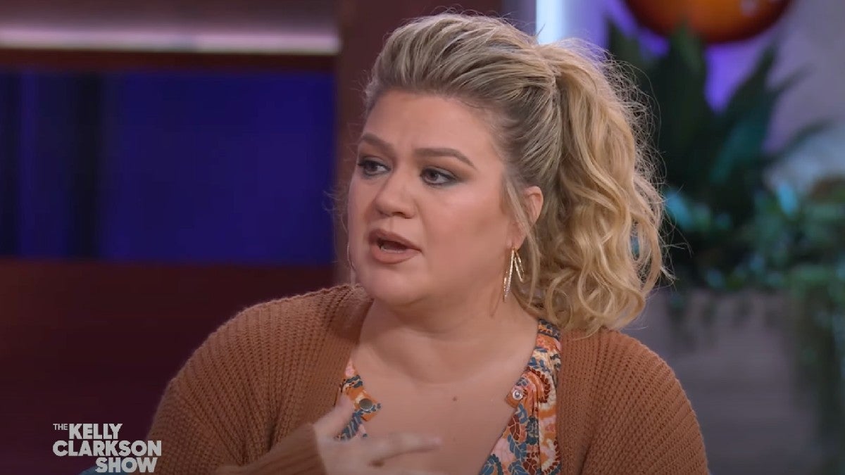 Kelly Clarkson Admits It Was Hard Seeing Fellow Contestants 'Break ...