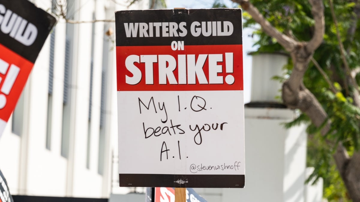 No Change After WGA-AMPTP Friday Meeting, Contract Talks to Continue