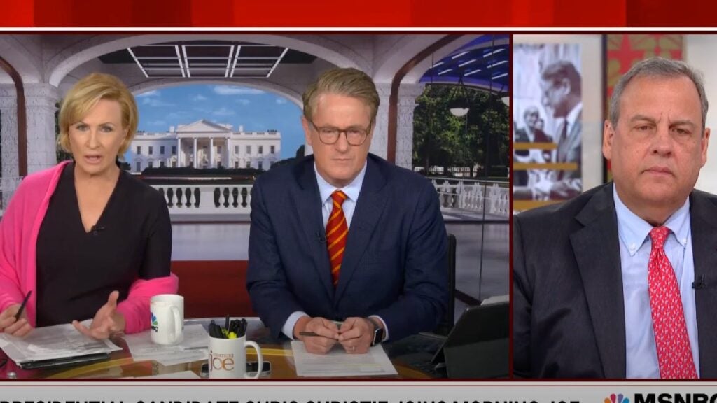 Chris Christie Dares Trump to Say Fat Joke 'to My Face' at Debate: 'If ...