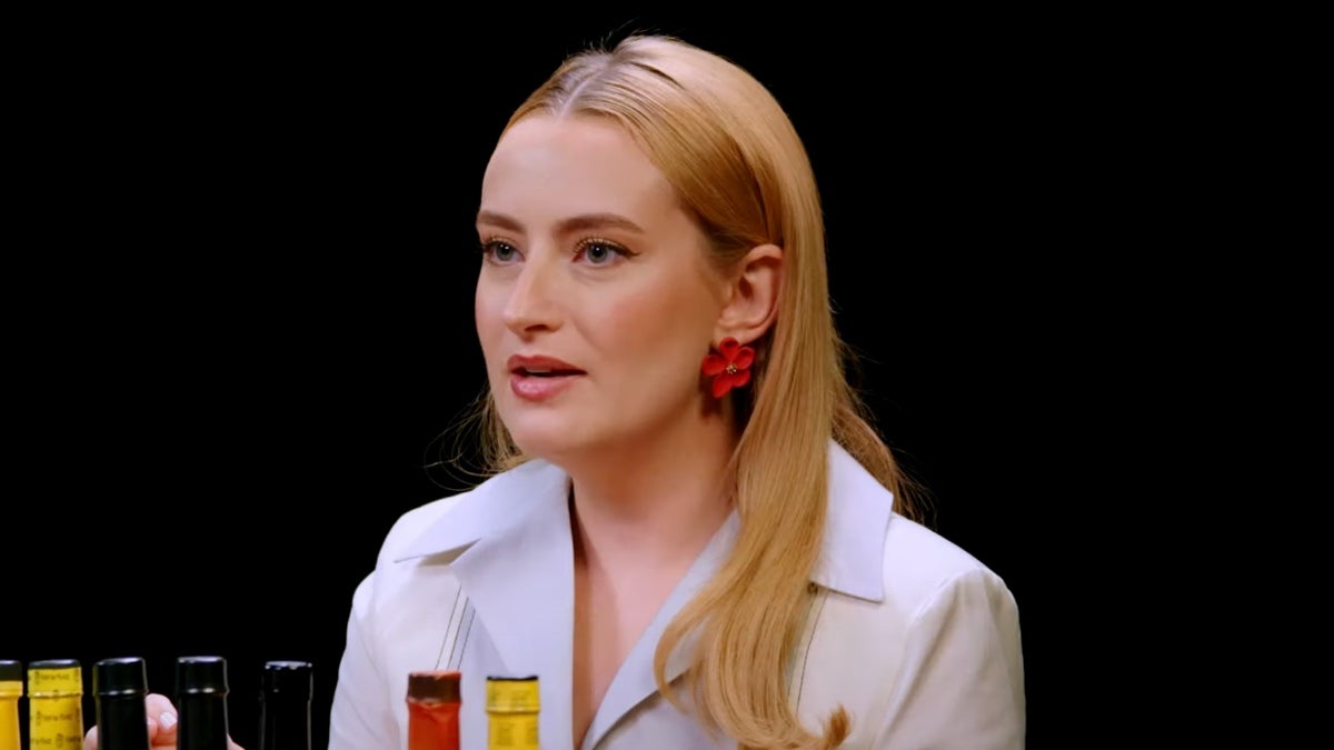 ‘Hot Ones’ Host Sean Evans Praises Amelia Dimoldenberg