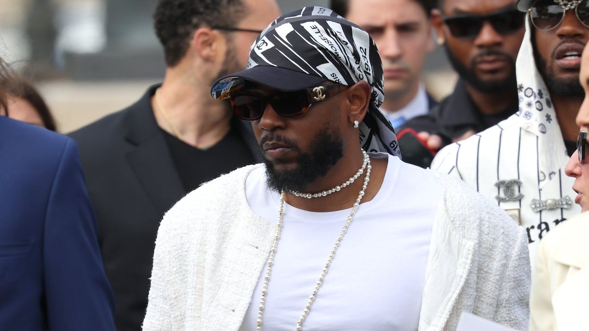 Kendrick Lamar Gives Surprise Graduation Speech In Compton