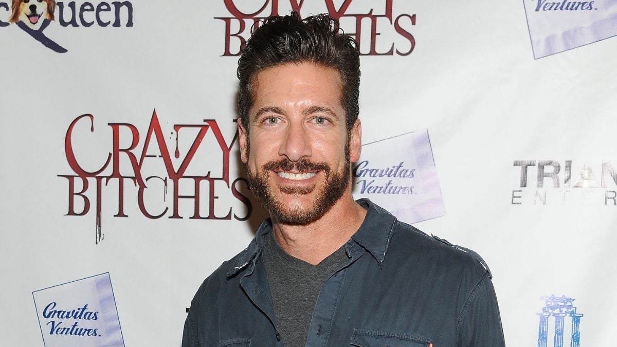 Eduardo Xol, 'Extreme Makeover: Home Edition' Star, Dies at 58